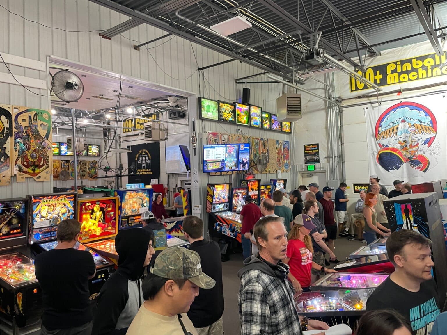 District 82 | Wisconsin’s Largest Pinball Arcade | Green Bay Arcade